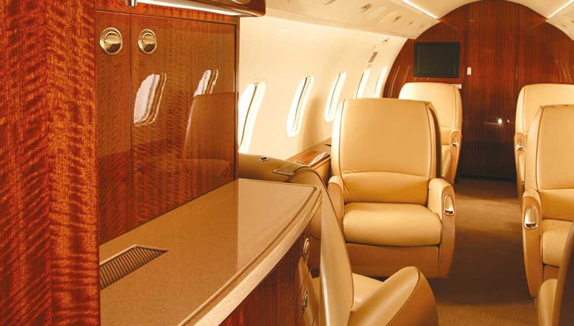 Charter a Bombardier Challenger 300