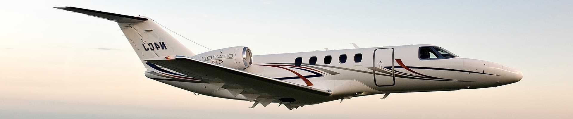 Charter a Cessna Citation CJ4 Light Jet | LunaJets