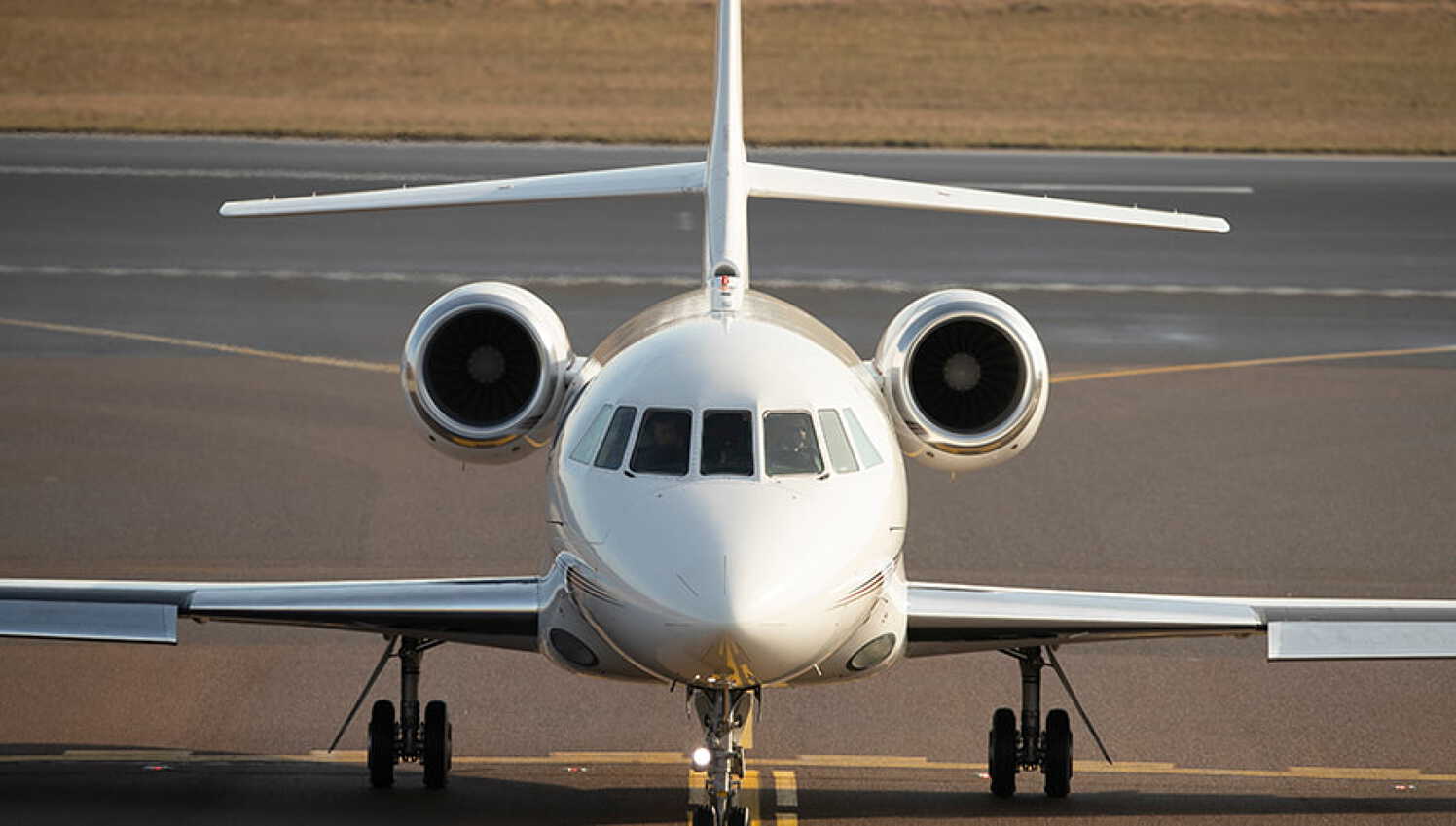 Charter a Dassault Falcon 2000EX Large Jet