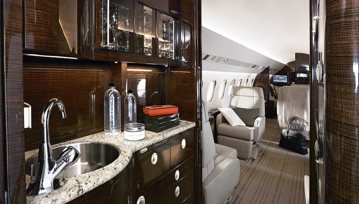 Charter a Dassault Falcon 900LX Large Jet
