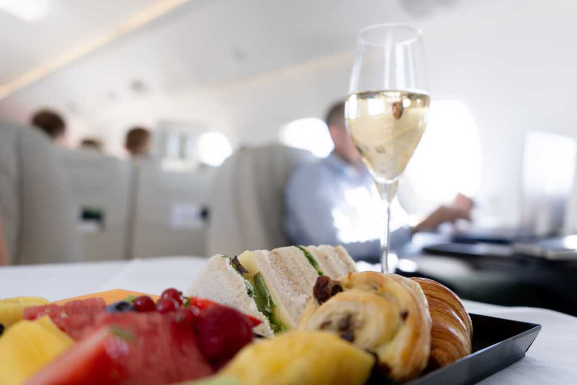 A private jet catering menu tailored to your needs