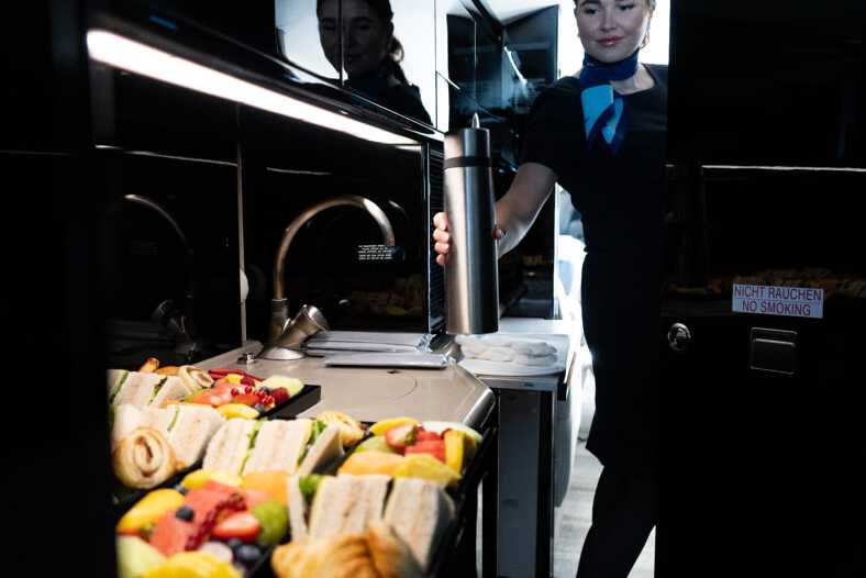 A private jet catering menu tailored to your needs