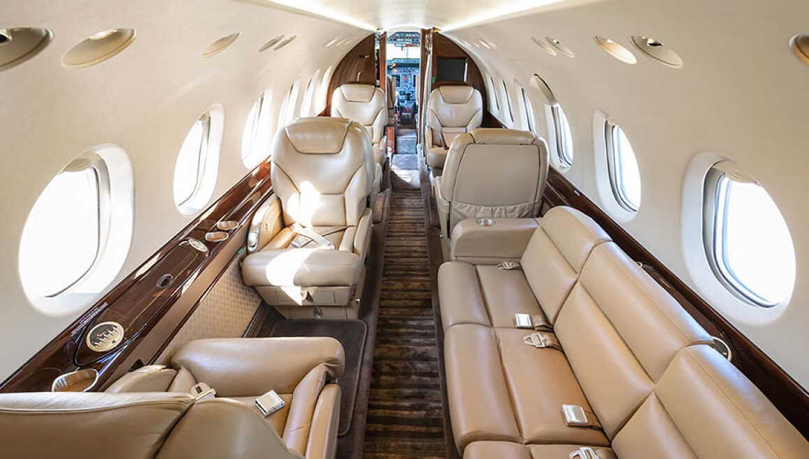 Hawker 700/750/800/900: Business Jet Hire