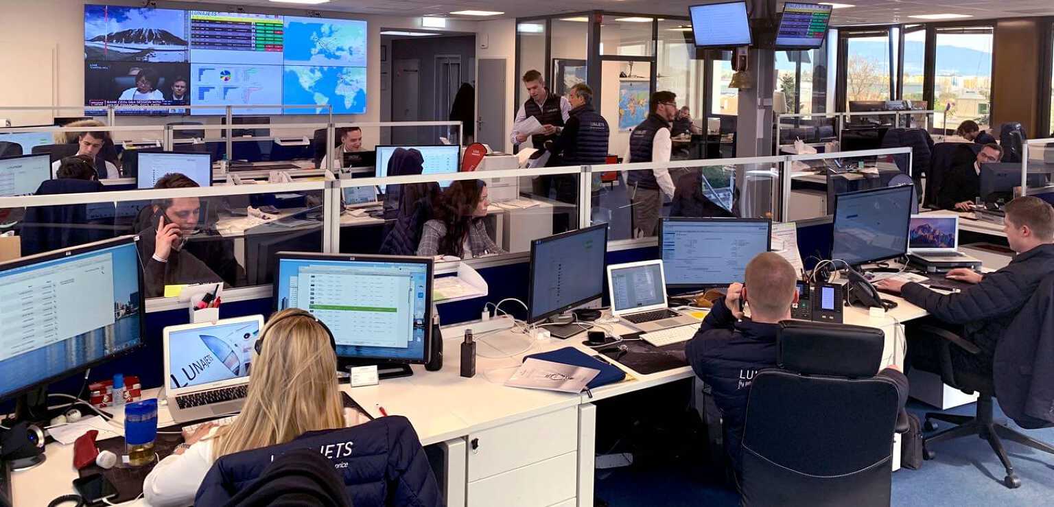 LunaJets' Advisory Team